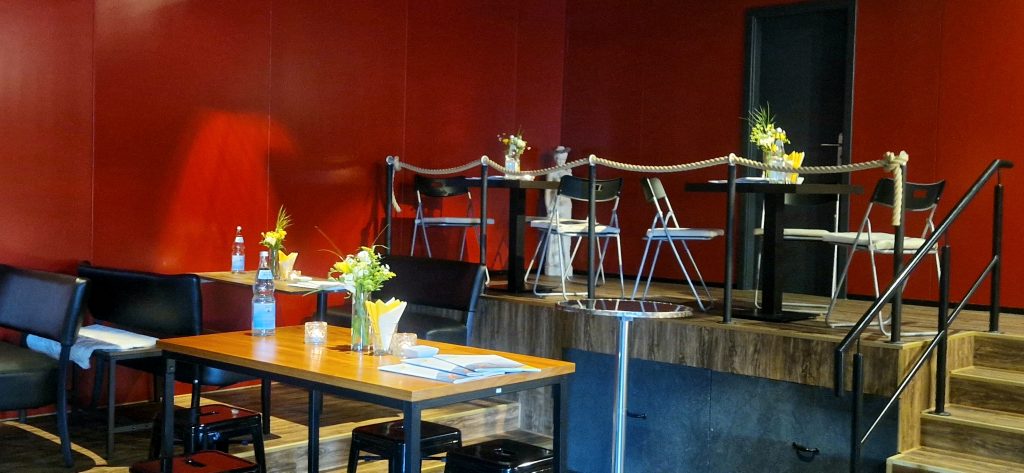 Startseite - Lore & Lay Theaterfrachter Kiel